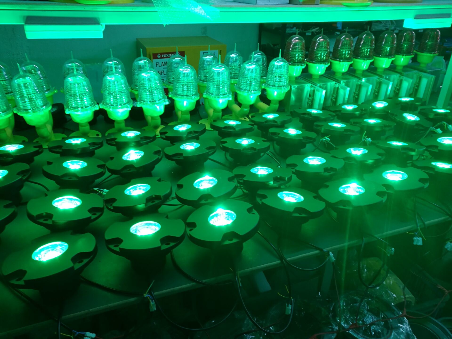 Helipad Landing Lights Inset light runway landing lights Helipad ...